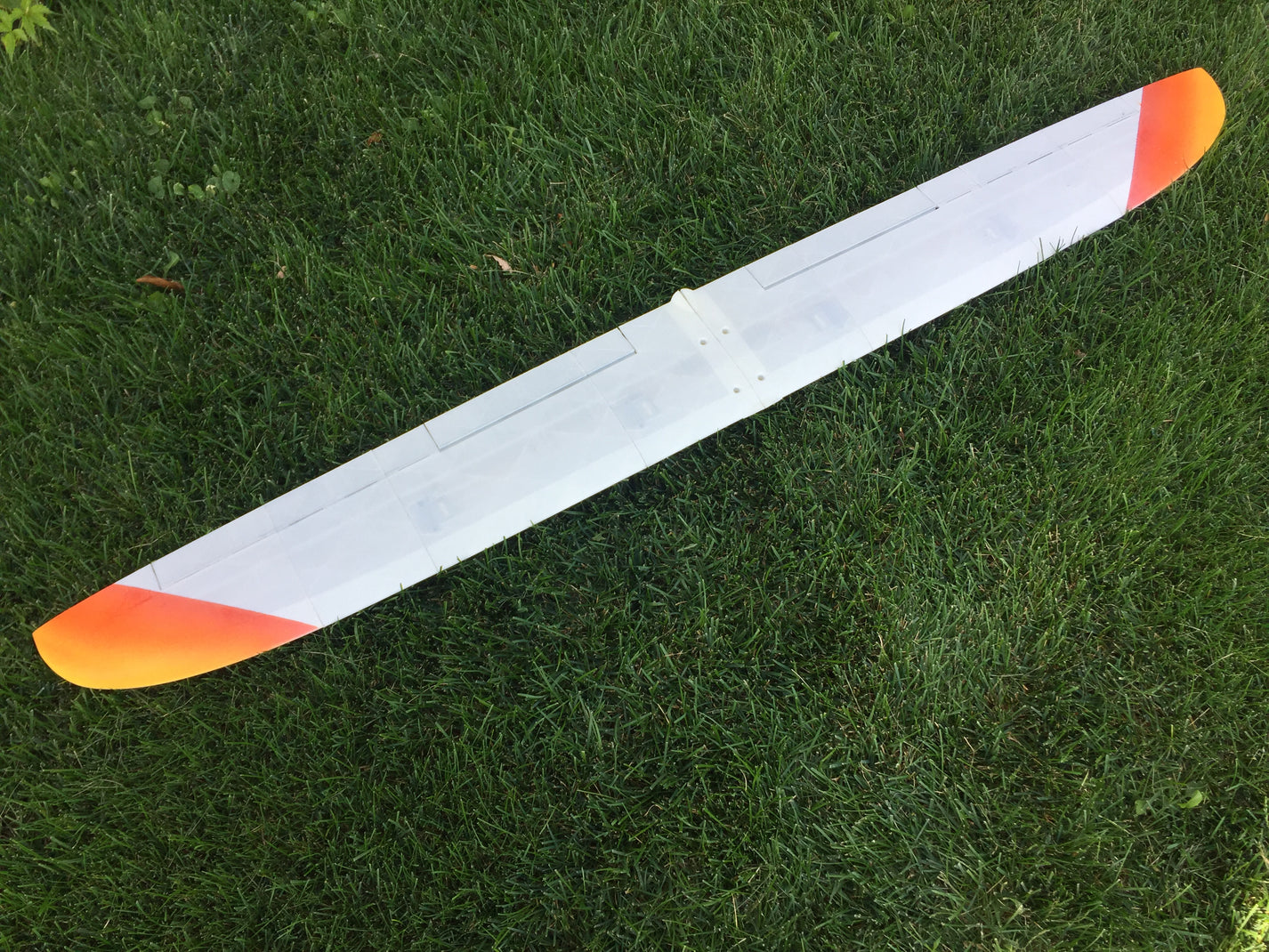 Wing 1200mm 4 Servo (Flaps) - RG15 Airfoil – SoarKraft